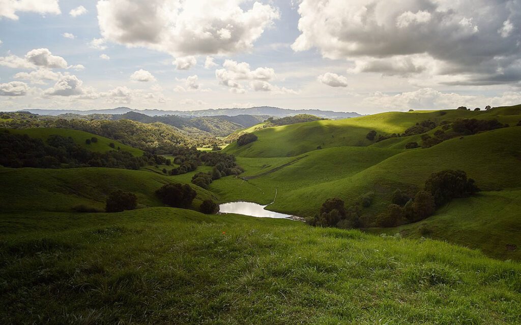 8 Great Places to Hike at Sunrise and Sunset in the East Bay - Save ...